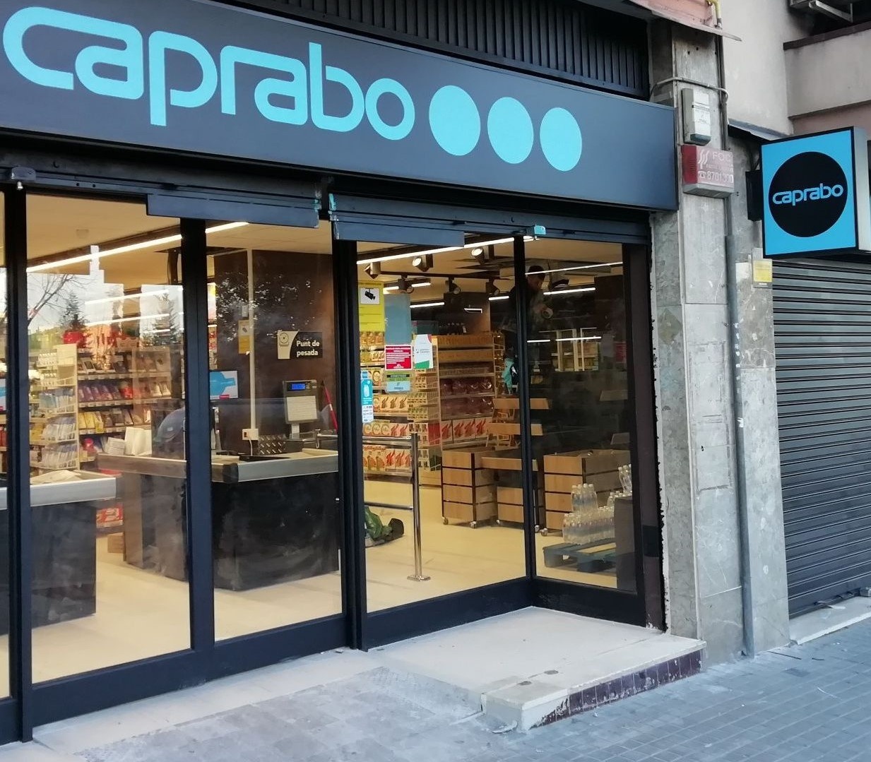 Caprabo continua amb el seu pla d'expansió i obre un nou supermercat a ...